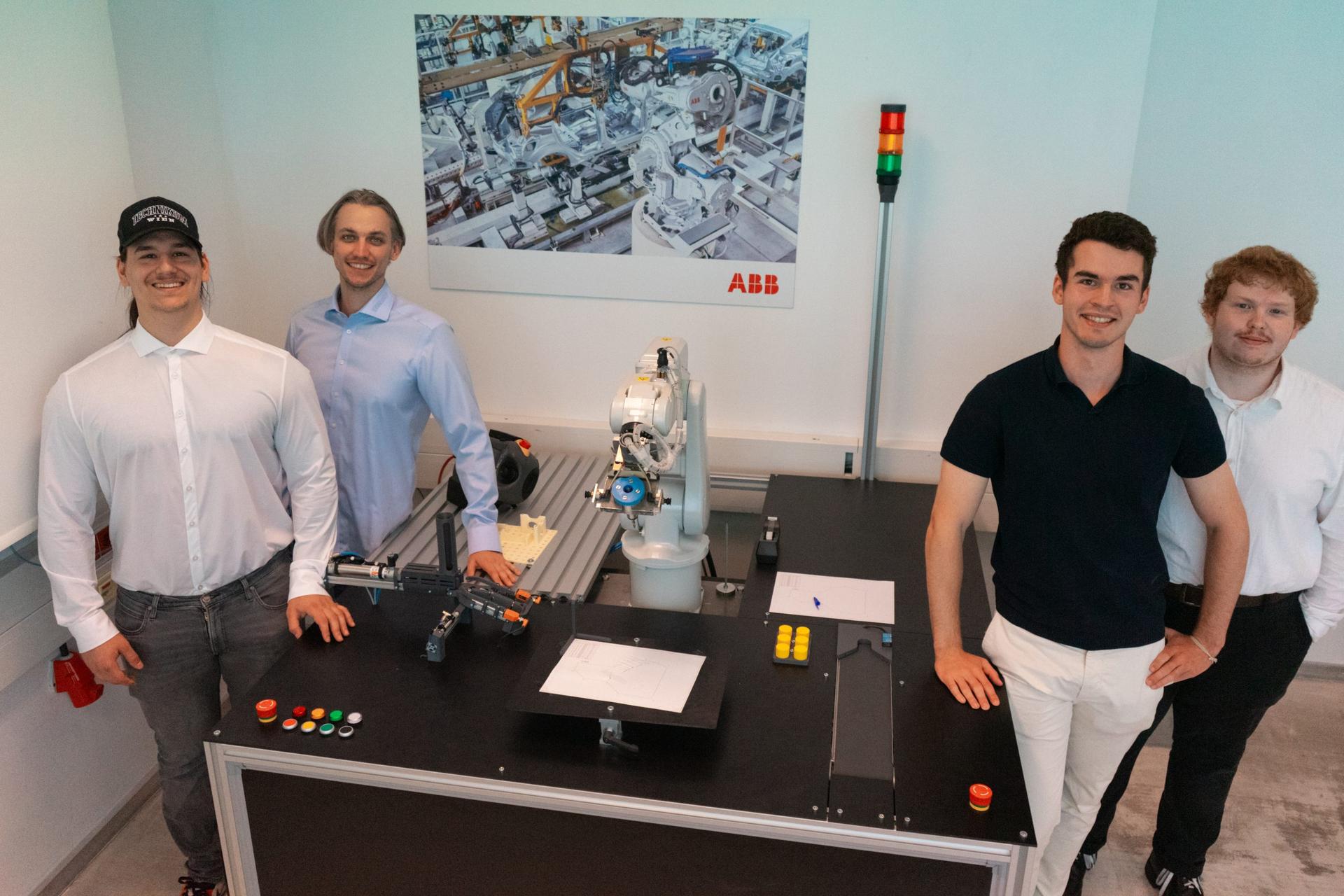 Robothon: Spitzenplatz für FHTW-Studierende | FH Technikum Wien